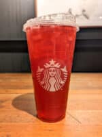 The 10 Best Trenta Starbucks Drinks (Largest Size) - Brew That Coffee